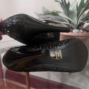 Delicious | Shoes | Sequin Delicious Womens Glossy Closed Toe Dres ...